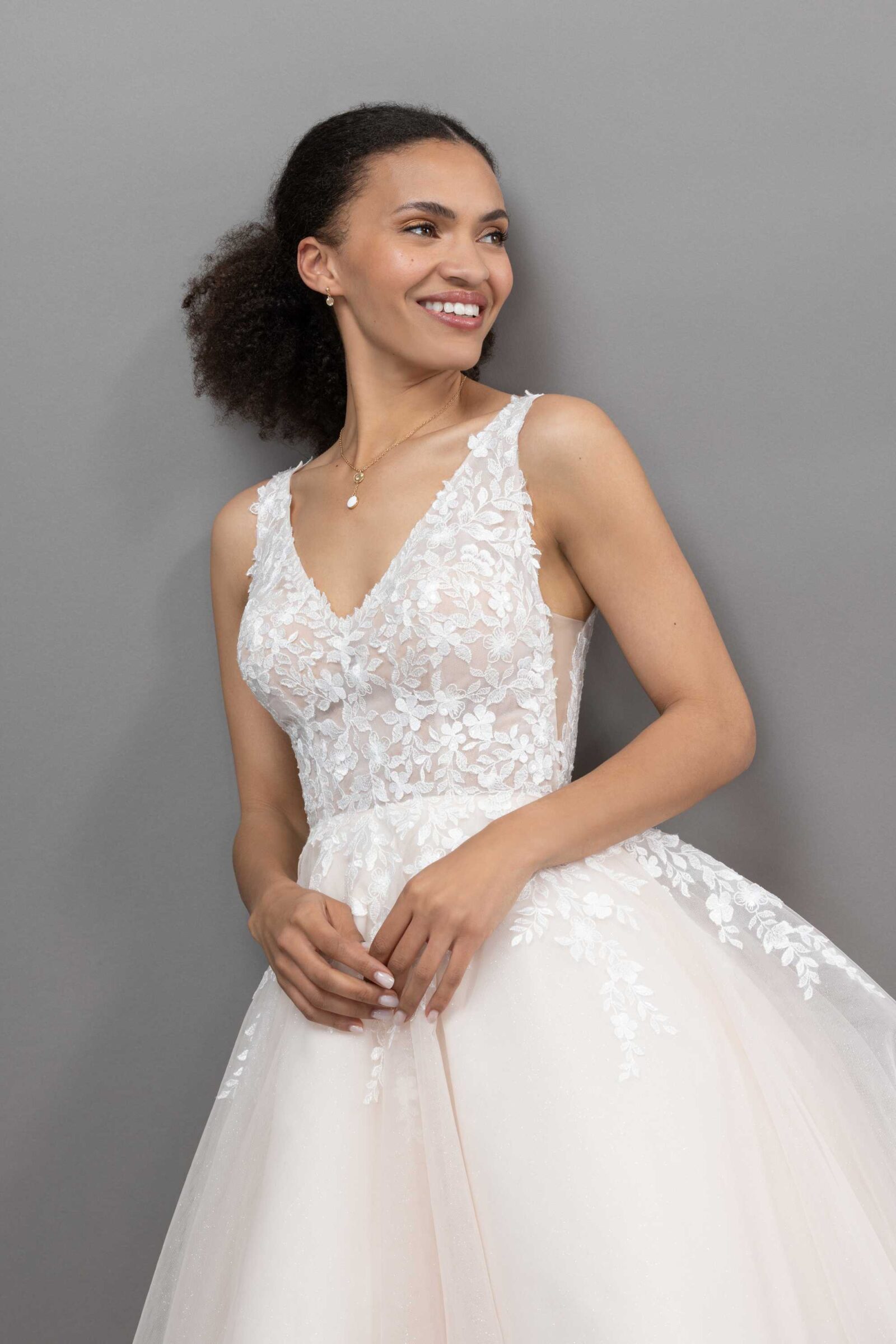 FAMOUS - Églantine Mariages Cérémonies